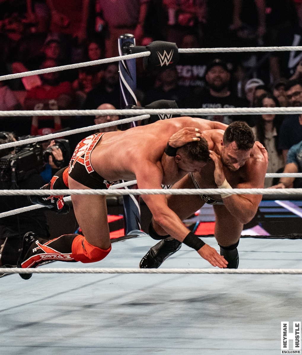 EXCLUSIVE: KIMBERLASSKICK’S PHOTO DIARY OF LA KNIGHT VS THE MIZ AT WWE ...